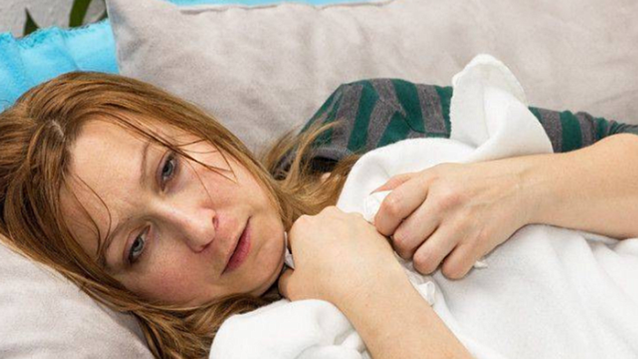 Sabah uyandığınızda bu belirtiler varsa dikkat! Kanser belirtisi ...